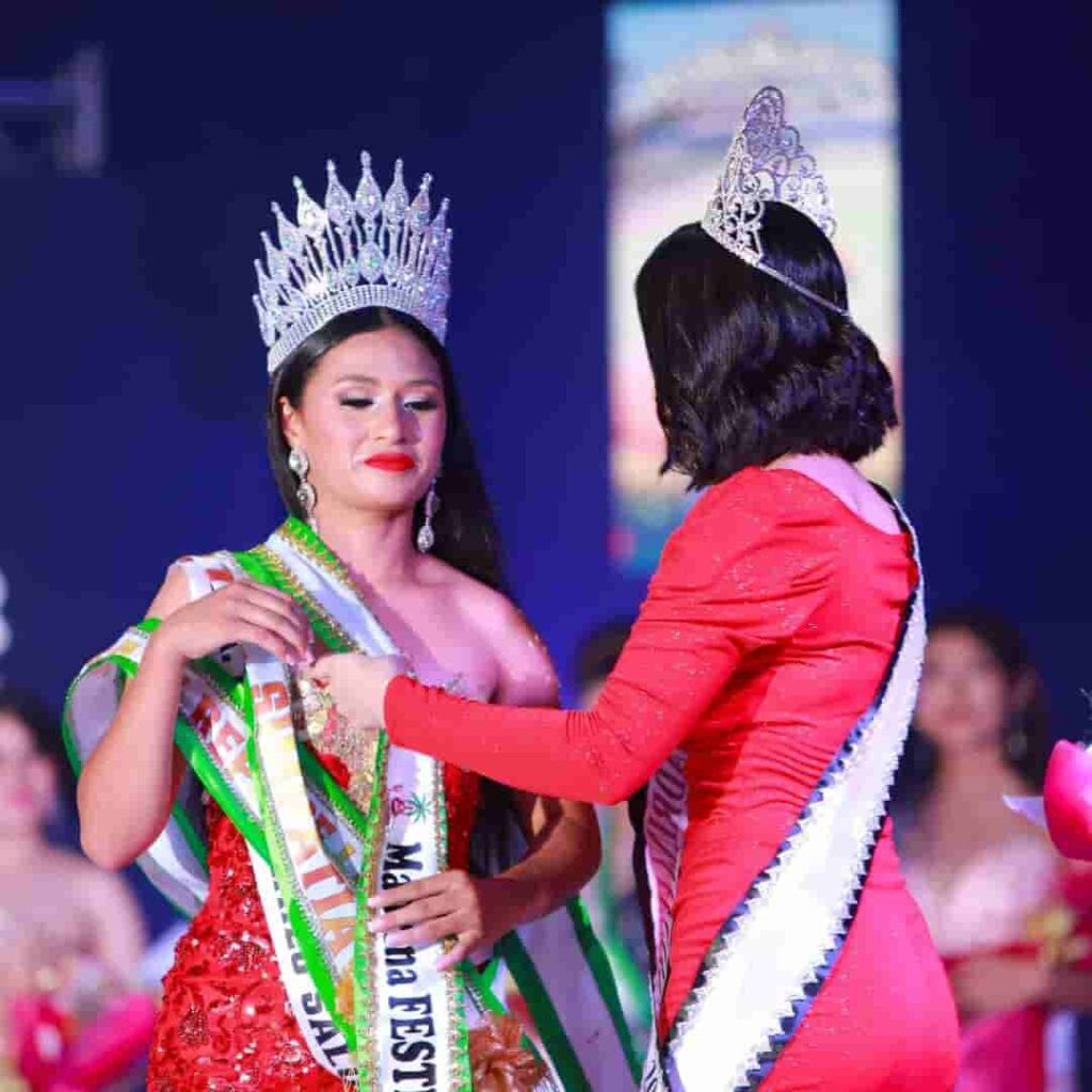 Fátima Castillo ha sido coronada como la nueva madrina de FESTINAPA en Tocoa - ELCOMEJAMO.COM